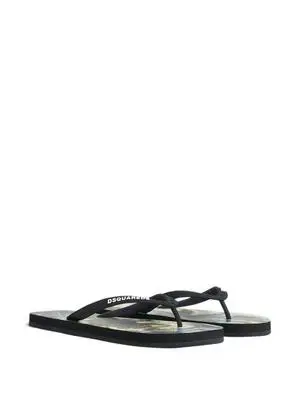 Dsquared2 Flip Flops With Palm Print