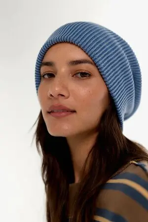 Free People Lou Slouchy Beanie - Denim