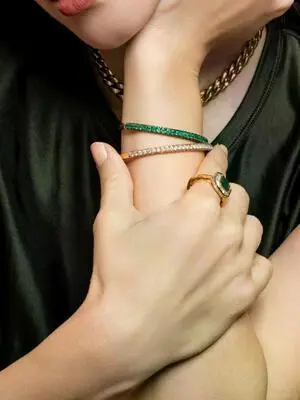 Shay Emerald Bangle