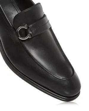 FERRAGAMO Turner Gancini Loafers - Nero