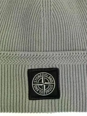 Stone Island Ribbed Beanie With Logo Patch - Grey