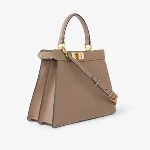 Fendi Peekaboo Iseeu Medium