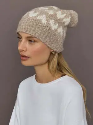 KERRI ROSENTHAL Ker-isle Beanie