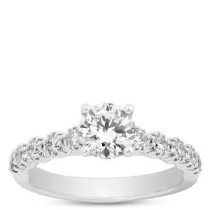 Benbridge Round Cut Diamond Engagement Ring - Wg