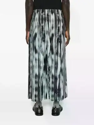 Issey Miyake Stripe-pattern Pleated Trousers