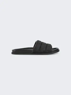 Gucci Signature Gg Canvas Slide Sandal - Black