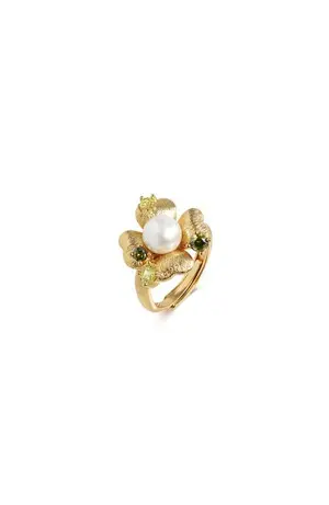 RETRO CHIC Garden Blossom Sculptural Ring - Gold