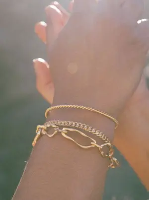 OTTOMAN HANDS Etta Chain Bracelet - Brass