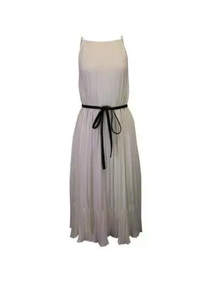 Sleeveless Pleated Dresses