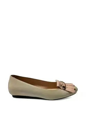 Women's Neutral Shoes Flats