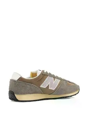 NEW BALANCE Logo Sneakers