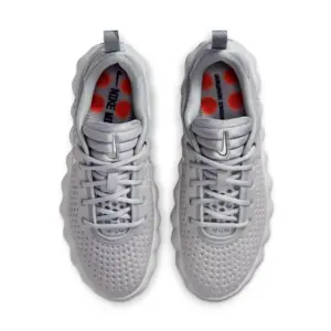 Nike Mind 002 Sneakers