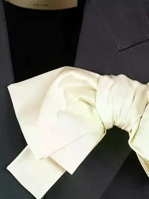 Valentino Garavani Bow-detail Single-breasted Blazer