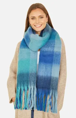 YUMI Check Soft Tassel Scarf - Blue