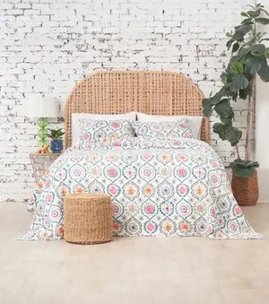 CAROL & FRANK Fallon Quilt Bedding Collection