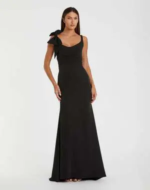 Mac Duggal Scoop Neck Trumpet Gown With Bow - Black