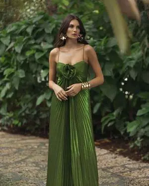 Mac Duggal Metallic Pleated Gown With 3d Flower