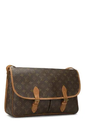 LOUIS VUITTON Monogram Sac Gibeciere