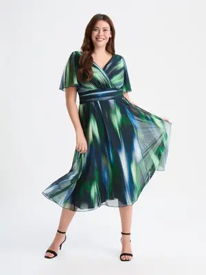 SCARLETT & JO Ikat Angel Sleeve Midi Dress - Green Ikat
