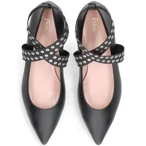 Pretty Ballerinas Pointed Toe Pump With Eyelet Detail