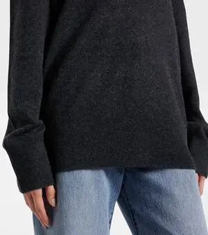 TOTEME Cashmere V-neck Sweater - Grey