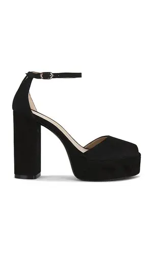 STUART WEITZMAN Sabrina Platform Pump