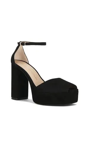 STUART WEITZMAN Sabrina Platform Pump