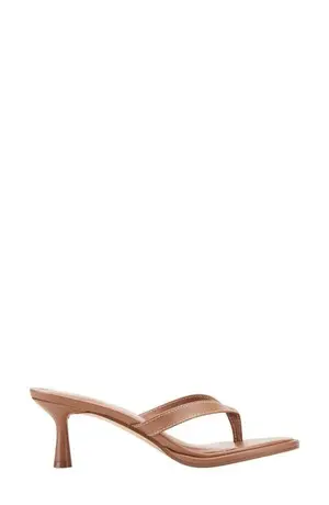 Marc Fisher Antonia Sandal - Medium Natural
