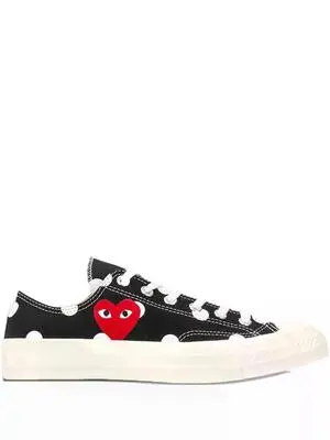 Play Comme Des Garcon Polka-dot Heart Sneakers - Black