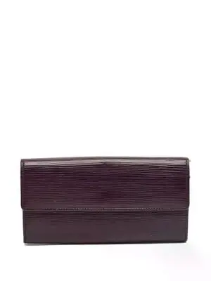 LOUIS VUITTON Sarah Leather Flap Wallet - Purple