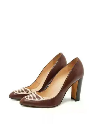 Manolo Blahnik Leather Pointed-toe Pumps