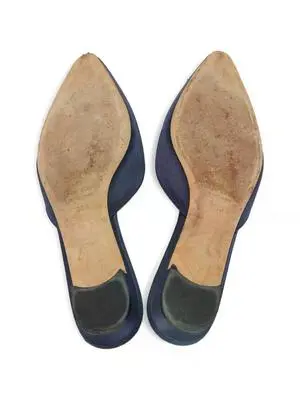 Manolo Blahnik Hangisi Crystal Satin Mules - Blue