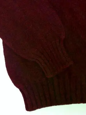 FORTELA Shetland Turtleneck Sweater - Red