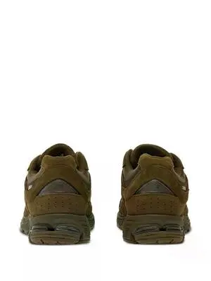 NEW BALANCE 2002r Sneakers - Brown