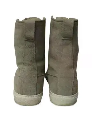 COMMON PROJECTS Suede Boots