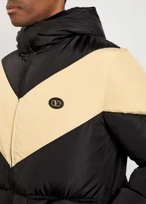 Valentino Garavani Padded Colour-blocked Down Jacket