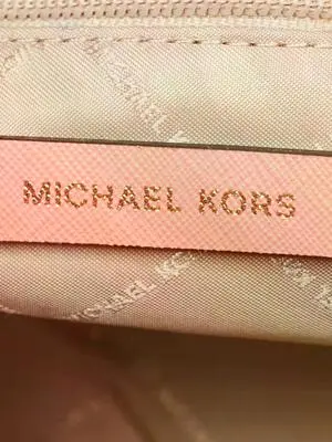 Michael Kors Jet Set Tote Bag