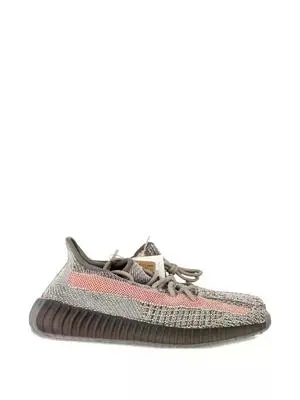Yeezy Round Toe Shoes For Men