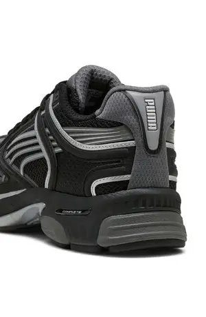 PUMA Skyjet Sneaker
