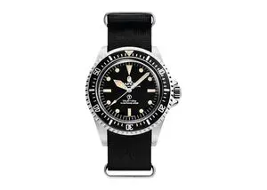 A BATHING APE Bapex Type 1 Nato Watch Vintage - Silver