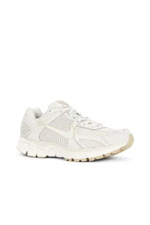 Nike Zoom Vomero Sneaker - Light Bone & Phantom