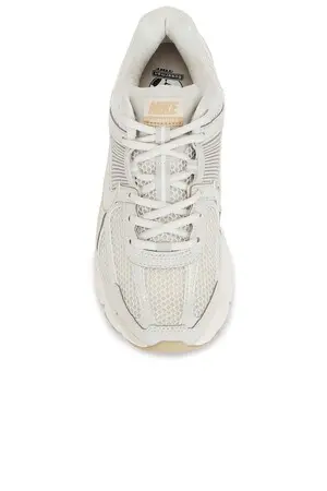Nike Zoom Vomero Sneaker - Light Bone & Phantom