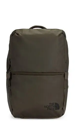 The North Face Base Camp Voyager Daypack - New Taupe Green & Tnf Black