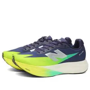 NEW BALANCE Supercomp Elite V5 Sneaker