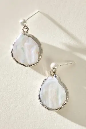 SET & STONES Gracie Freshwater Pearl Drop Earrings - Silver