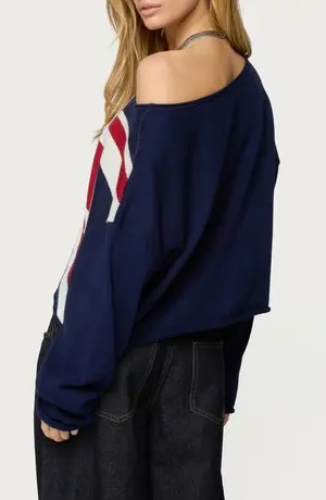 EDIKTED London Babe Off-the-shoulder Graphic Sweater