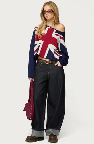 EDIKTED London Babe Off-the-shoulder Graphic Sweater