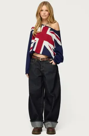 EDIKTED London Babe Off-the-shoulder Graphic Sweater