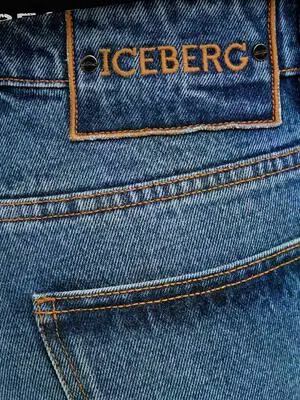 Iceberg Five-pocket Straight Leg Jeans