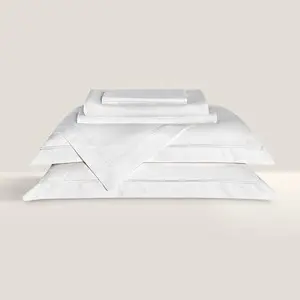 TOGAS Royal Duvet Cover - White